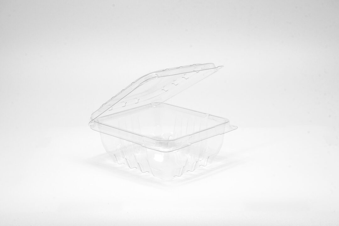 10 oz. Pint Clamshell - Royal Interpack