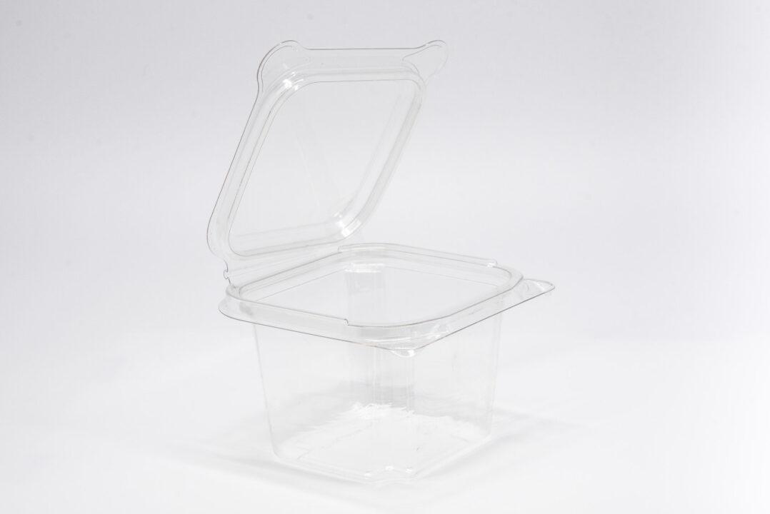 12 oz. Clamshell - Royal Interpack