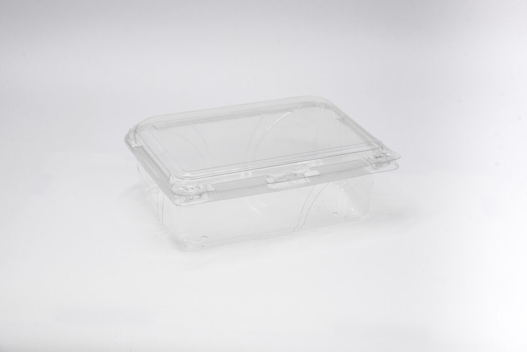 1 lb. Cherry Clamshell - Royal Interpack